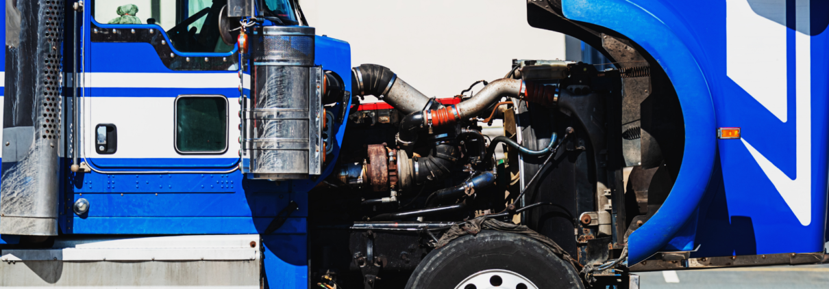 What Is A Semi-Truck Engine Overhaul? - Patrick's Mobile